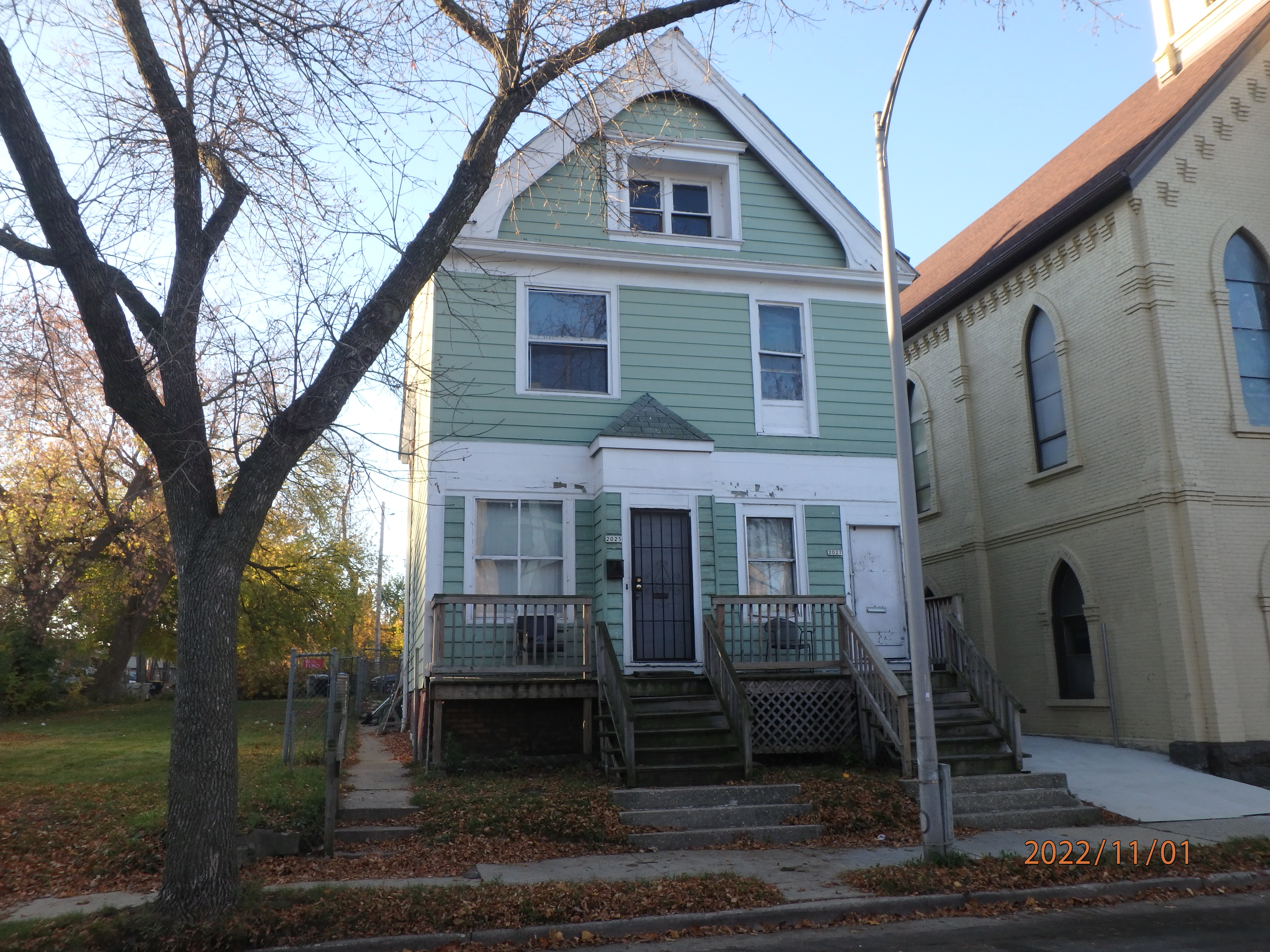 2025-27 West Cherry Street